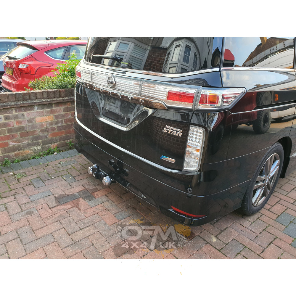 Tow Bar Kit Assembly for Nissan Elgrand E52 2010-on | Heavy-Duty ...